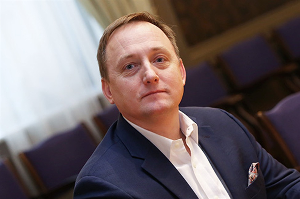 Sophie rain filter 1 she is super fit and skilled with